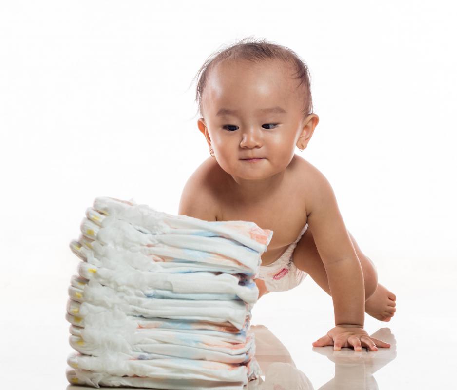 What Are Different Types of Diapers? (with pictures)