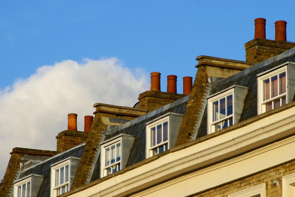 What is a Parapet? (with pictures)