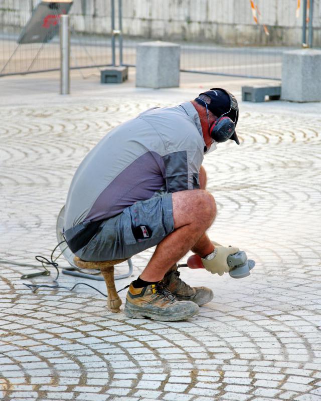 How do I Repair Granite? (with pictures)