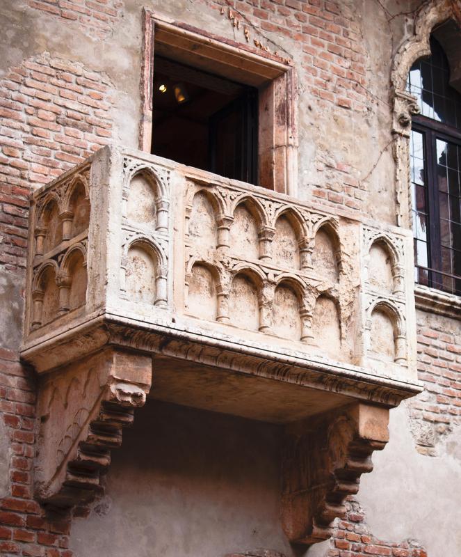 What Are the Benefits of an Outdoor Balcony? (with pictures)