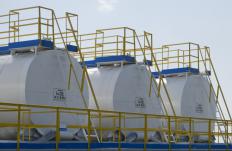 What is the Difference Between a Well and a Cistern? History & Uses