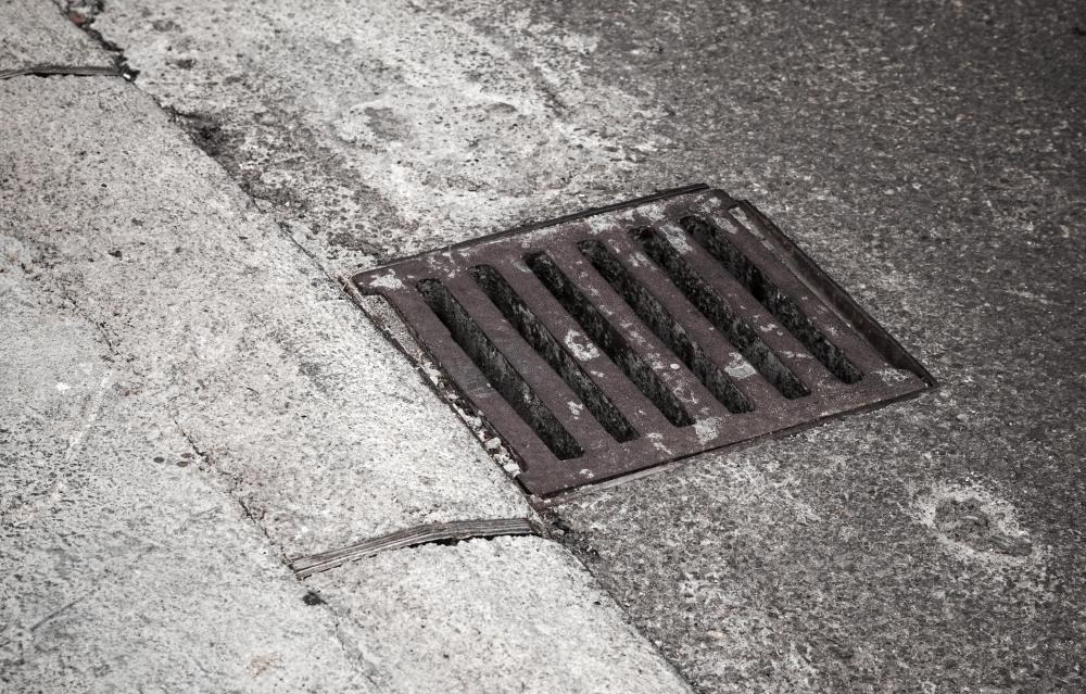 What Is a Storm Grate? (with pictures)