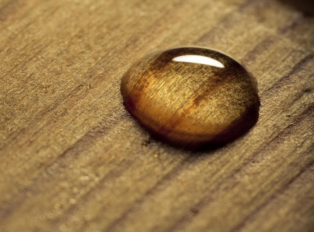 What is Waterproof Spray? (with pictures)